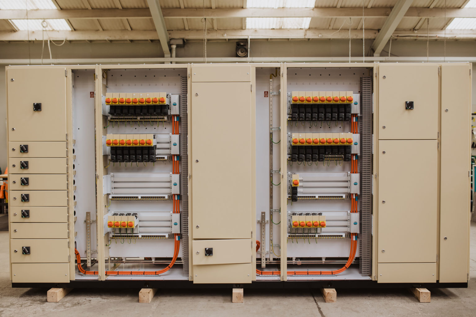 Main Switchboards | Clive Wilson Switchboards